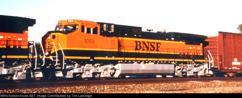 BNSF-1003